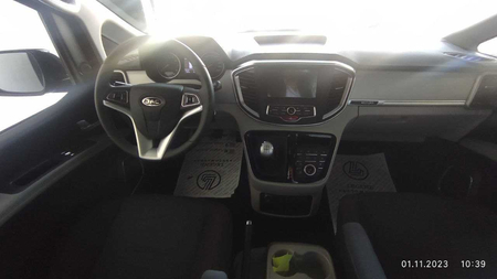 JAC M4 Komfort miniven turistlani tashishga