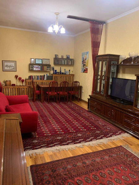 Продается домб Султан Сулейман ресторан. Циалковского. 6,3 + 1 сотих