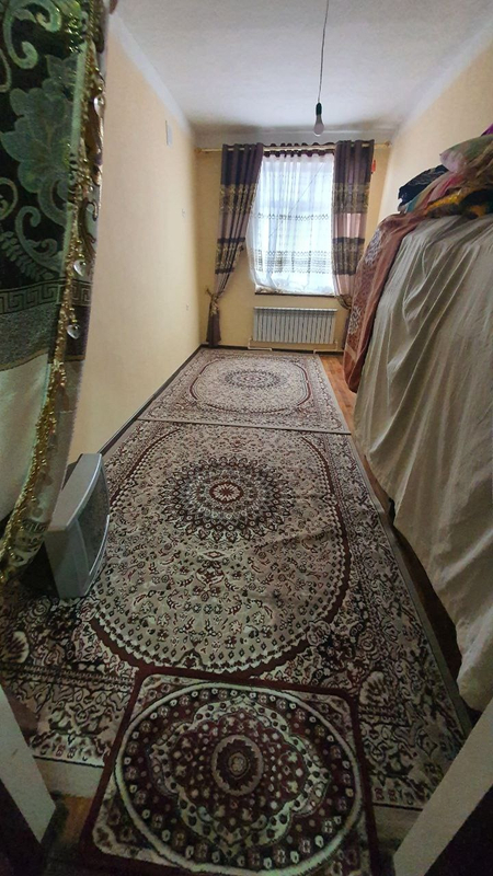 Uy ijaraga beriladi Qarshi shaxri Kola magazen yonida 2 xona 5-etaj