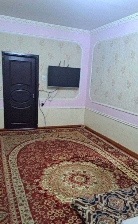 V4950 квартира 2/2/4 Чиланзар 19кв 50м2