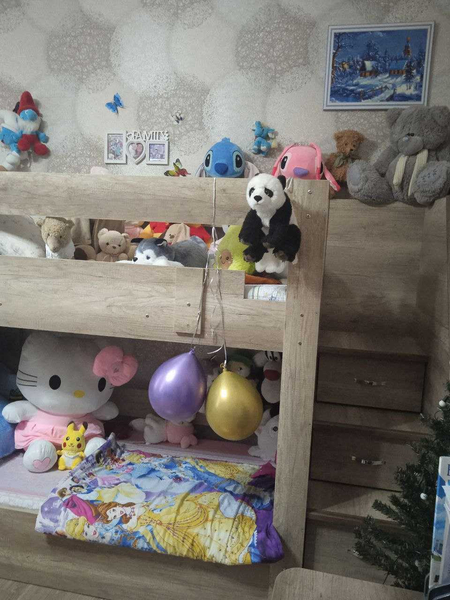 Кровать двухъярусная