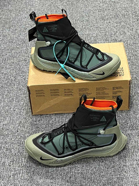 Кроссовки Nike ACG Air Terra Antarktik Gore-Tex “University Gold”
