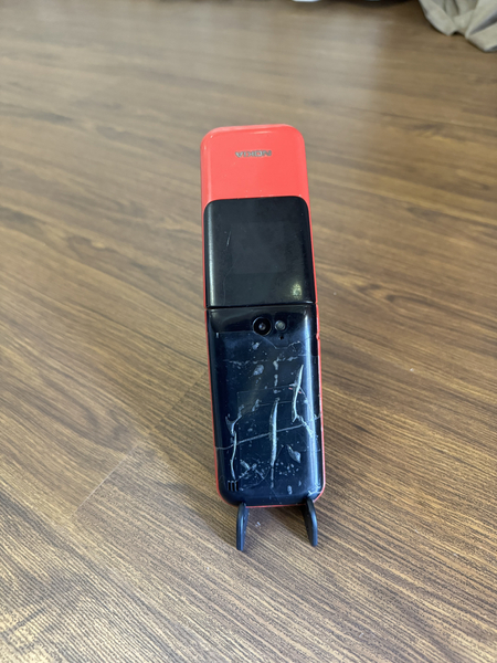 Nokia ligushka holati yaxshi srochna
