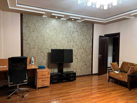 Продается квартира 2/4/9 Чехова  Айбек Фидокор Ор-р Broccoli, Huawei