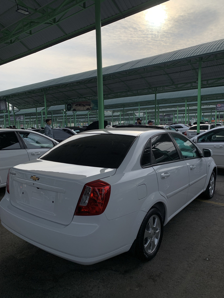 Chevrolet jentra 2022