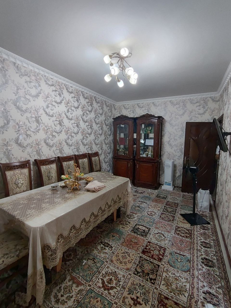 СРОЧНО Дешево! 2-х комн кВ. 52м². На 1-м этаже. Кирпичный дом. Мирабад