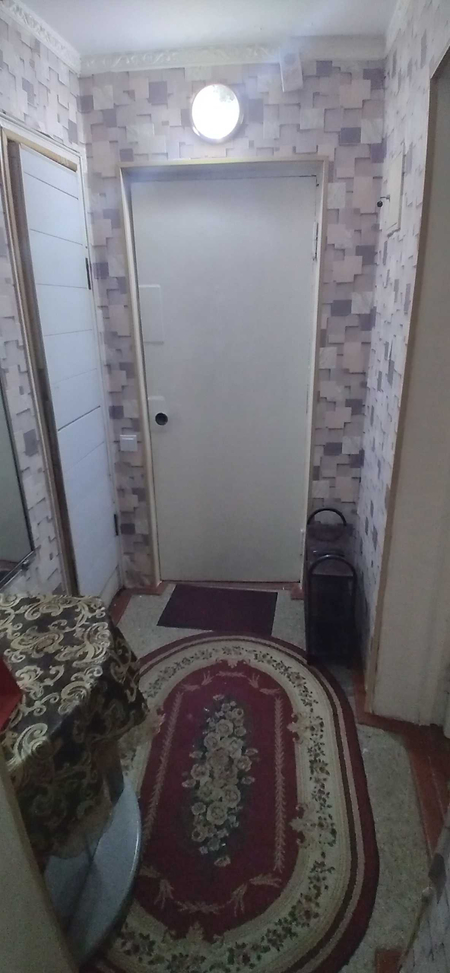 Продам квартиру 1/3/4 Чиланзар-2 торговый центр