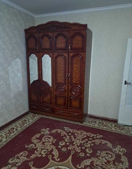 Uzoq muddatga kvartira  ijaraga beriladi manzil 5 chi mk bozorcha