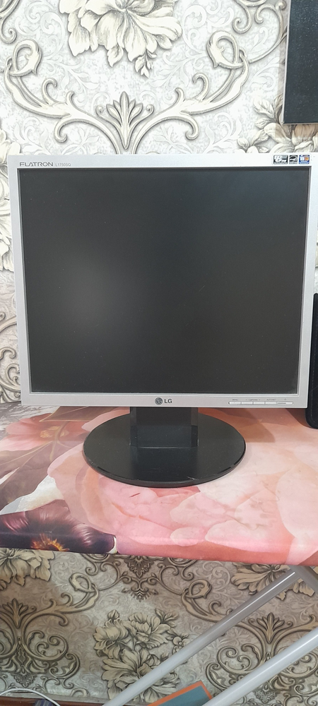 Продаётся монитор LG