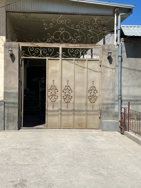 Nazarbek turkistonda uchastka sotiladi