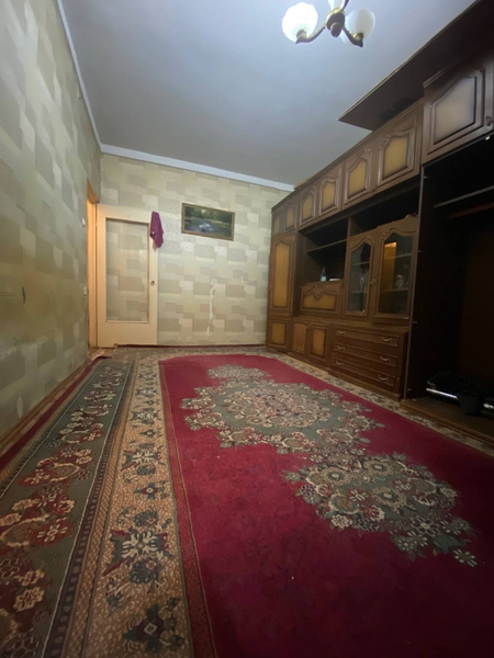 Продаётся 1 комн квартира. 1/2/4, 40 м². Спутник 17