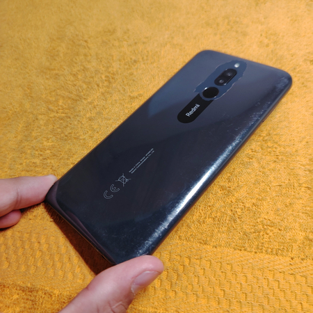 Redmi 8 sotiladi