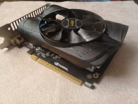 Видеокарта GT 730 2GB