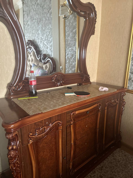 Продам спални гарнитур