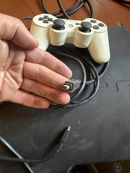 playstation 3 sotiladi
