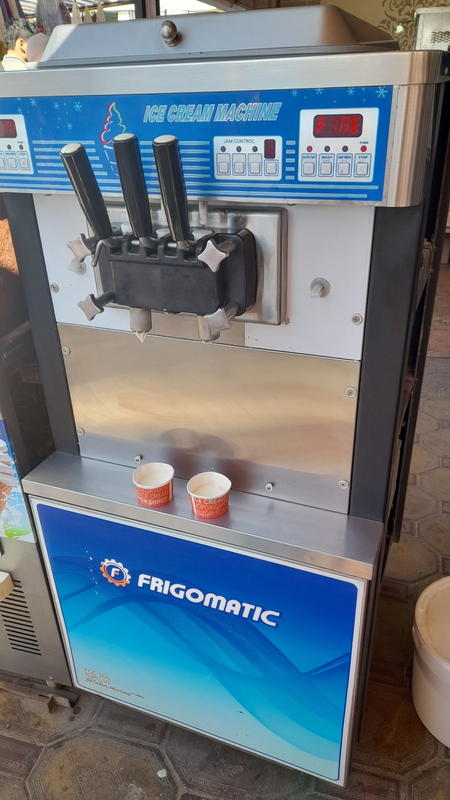 Frigomatik marojni aparat