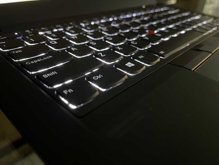 Lenovo ThinkPad P14s Core i5-10210U озу16гб 256ssd Nvidio Quadro P520