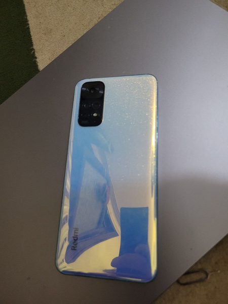 Redmi not 11 sotiladi zudlik bn aloqaga chiqing .