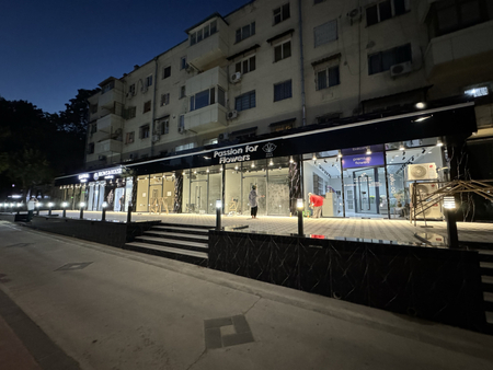 Бобур Парк 100м2 / улица Усмон носир / Готовый Арендатор 3200$