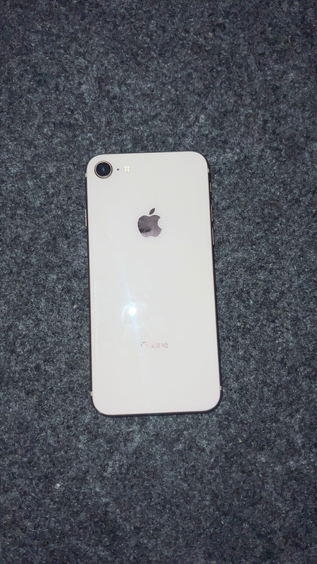 Iphone 8 256 gb 81 yomkst