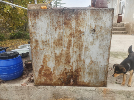 Suv buchka sotiladi  2metirga 1metr