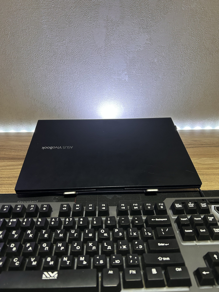 AsusVivoboook 14