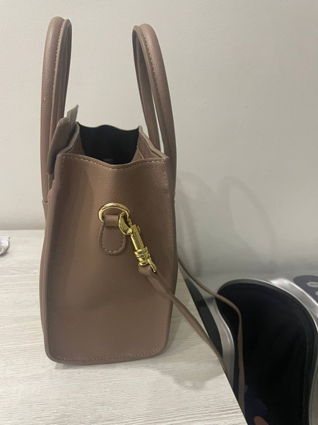 Сумка фирмы Celine