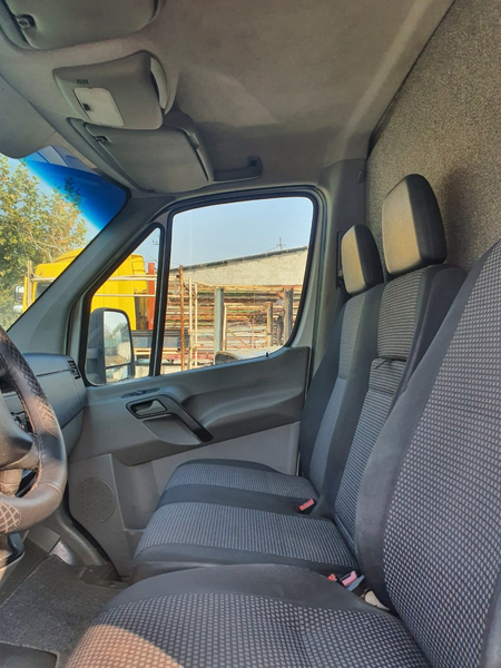 Mercedes-benz Sprinter 2007 yil benzin gaz 113 /5L.