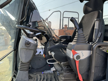 Hyundai ekskavotor 145