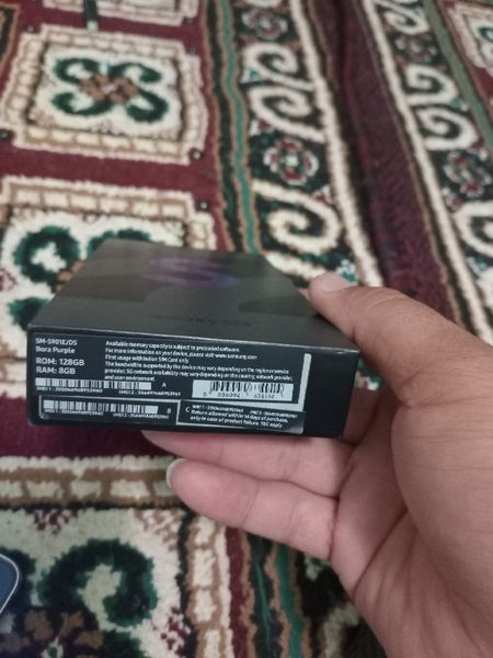 Samsung s22  satiladi
