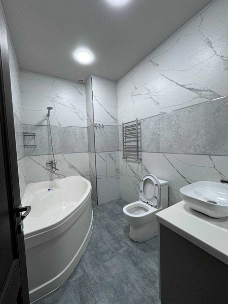 V4692 3/2/8 ЖК Sagbon Residence\\n Нуравшан   93м2 Средний ремонт