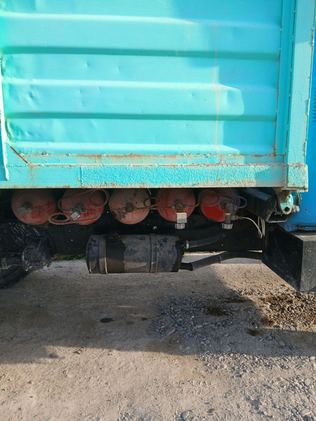 Gaz 53 sotiladi naxadu