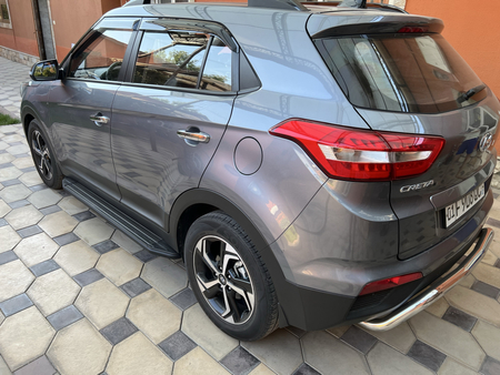 Hyundai Creta full. 2020 год. Обвесы в круг.