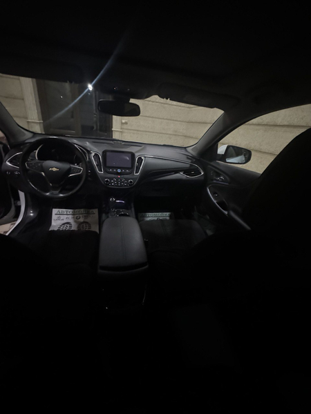 Chevrolet Malibu 2 2018 yil 2,4