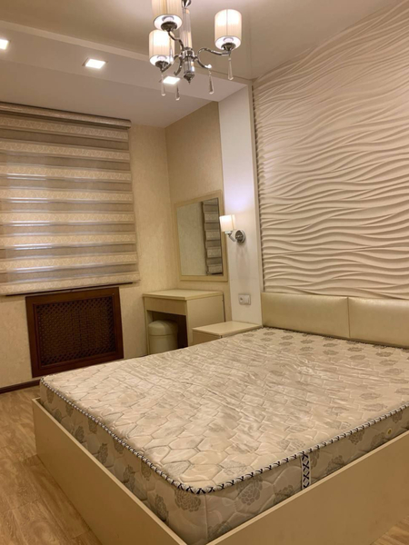 Метро Ойбек 3 ком 1200$