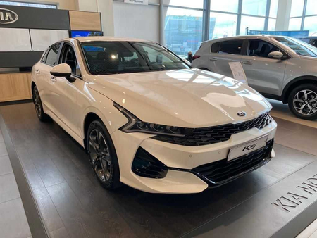 Hyundai Elentra zamonaviy avtomobil xohlaganlar uchun