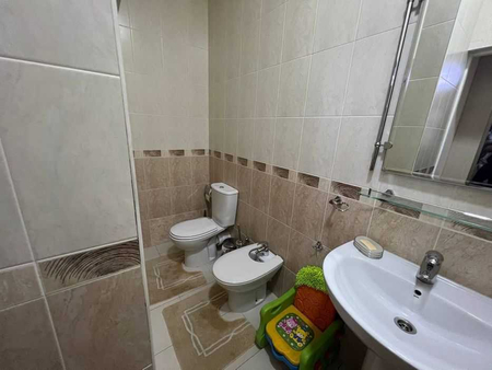 Rent apartment in center 4 room Shaxrisabz street metro Oybek