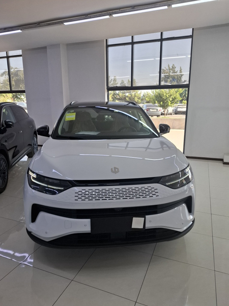 Leapmotor C11 * Hybrid * 2024 Restayling