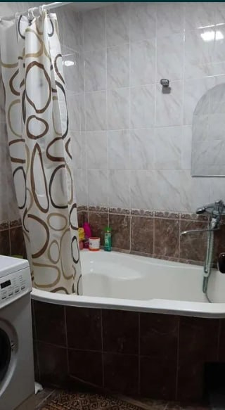 Кушбеги Продам 4/2/5 Азия маркет