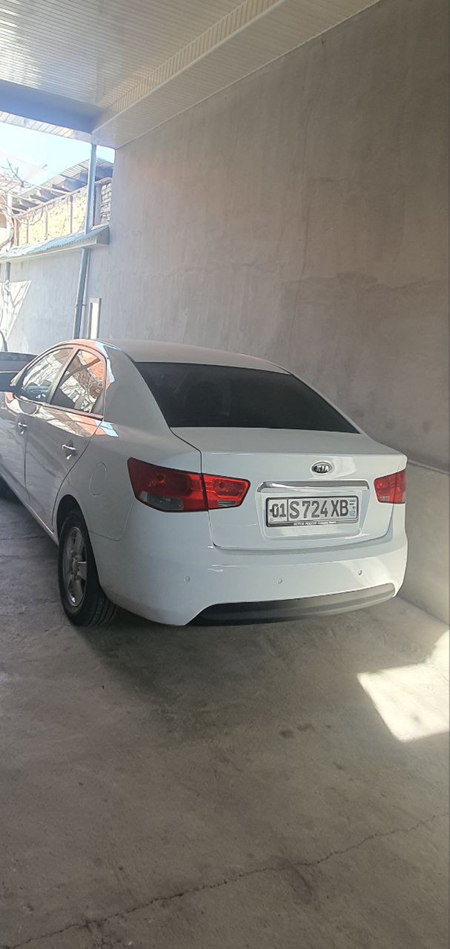 kia forte,2009y,metan gaz,320ming probeg,7500$