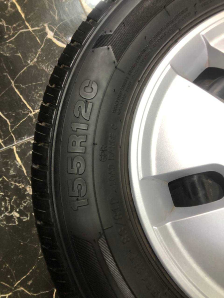 BU/U Shina Balon Giti 255/45 R20