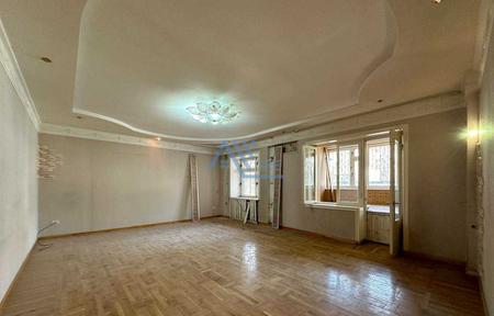 Спец план ! Садыка Азимова,рядом Японское посольство 127м², 4\2\5
