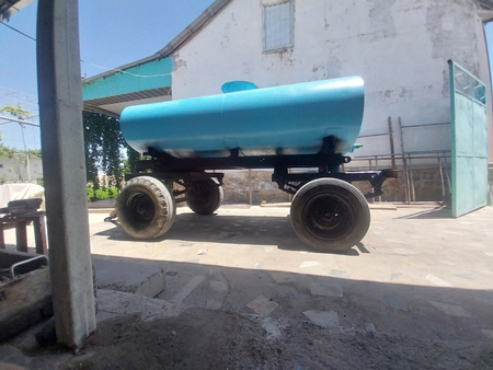 Yonkis suv tashish uchun 4.400 lik.