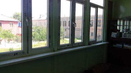 Зудлик билан Киргулида жойлашган 2-этажда 2 хонали гиштли уй сотилади