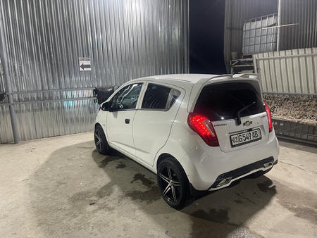 Spark 2014 2 pozitsa 355 000 km probeg