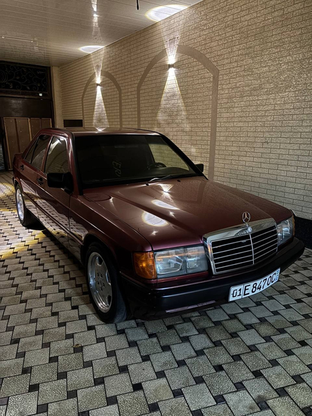 Мерс 190 зур срочно