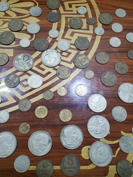 Продаётся монеты СССР кие разные