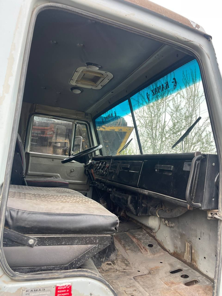 Kamaz kabinkasi sotiladi