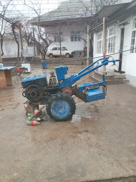 Zubir motoblok  traktori