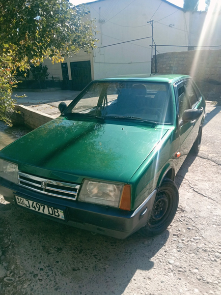 Vaz 21099 srochni sotiladi
